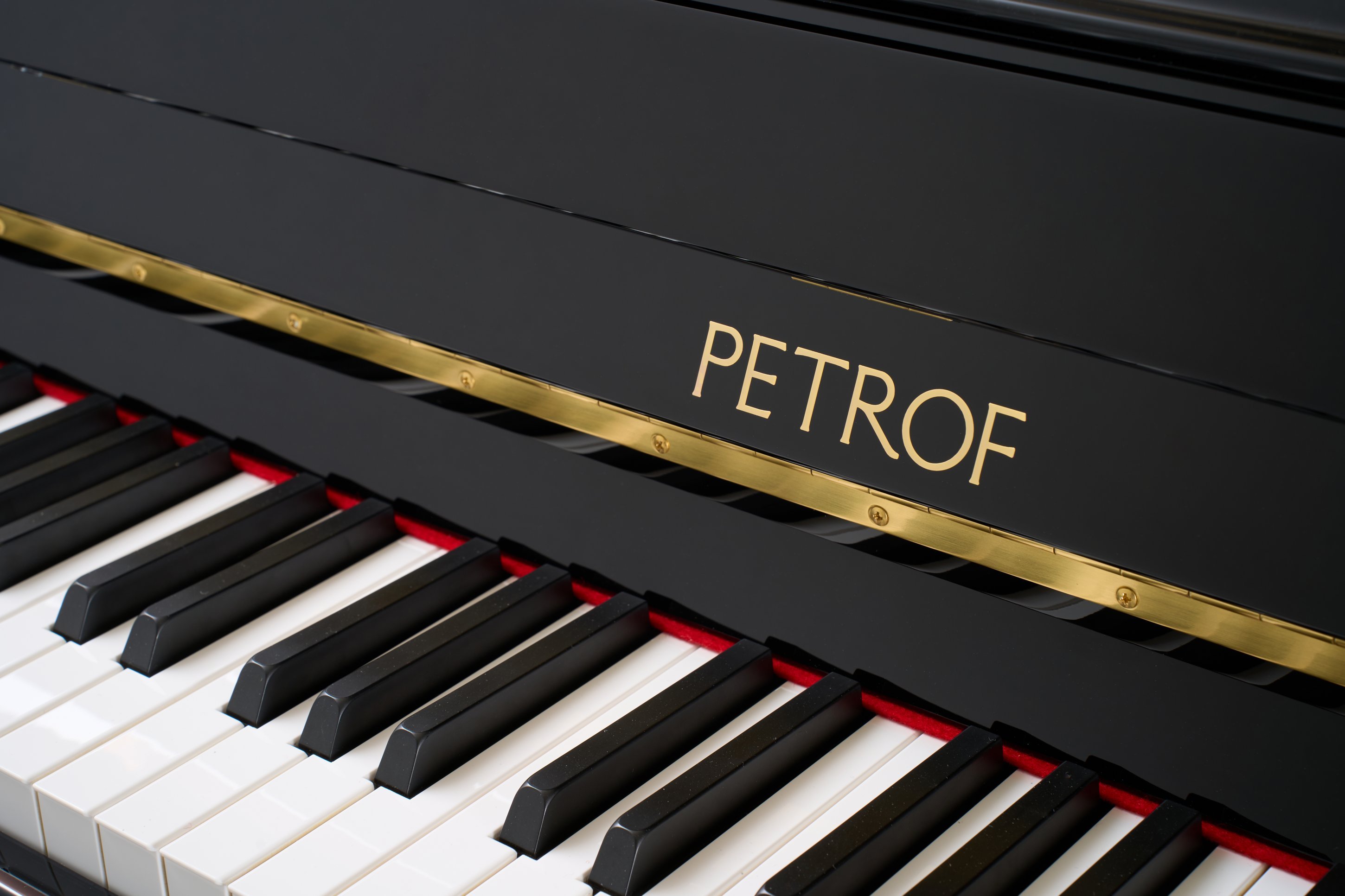 P 121 MD SPRING | PETROF, spol. s r.o.