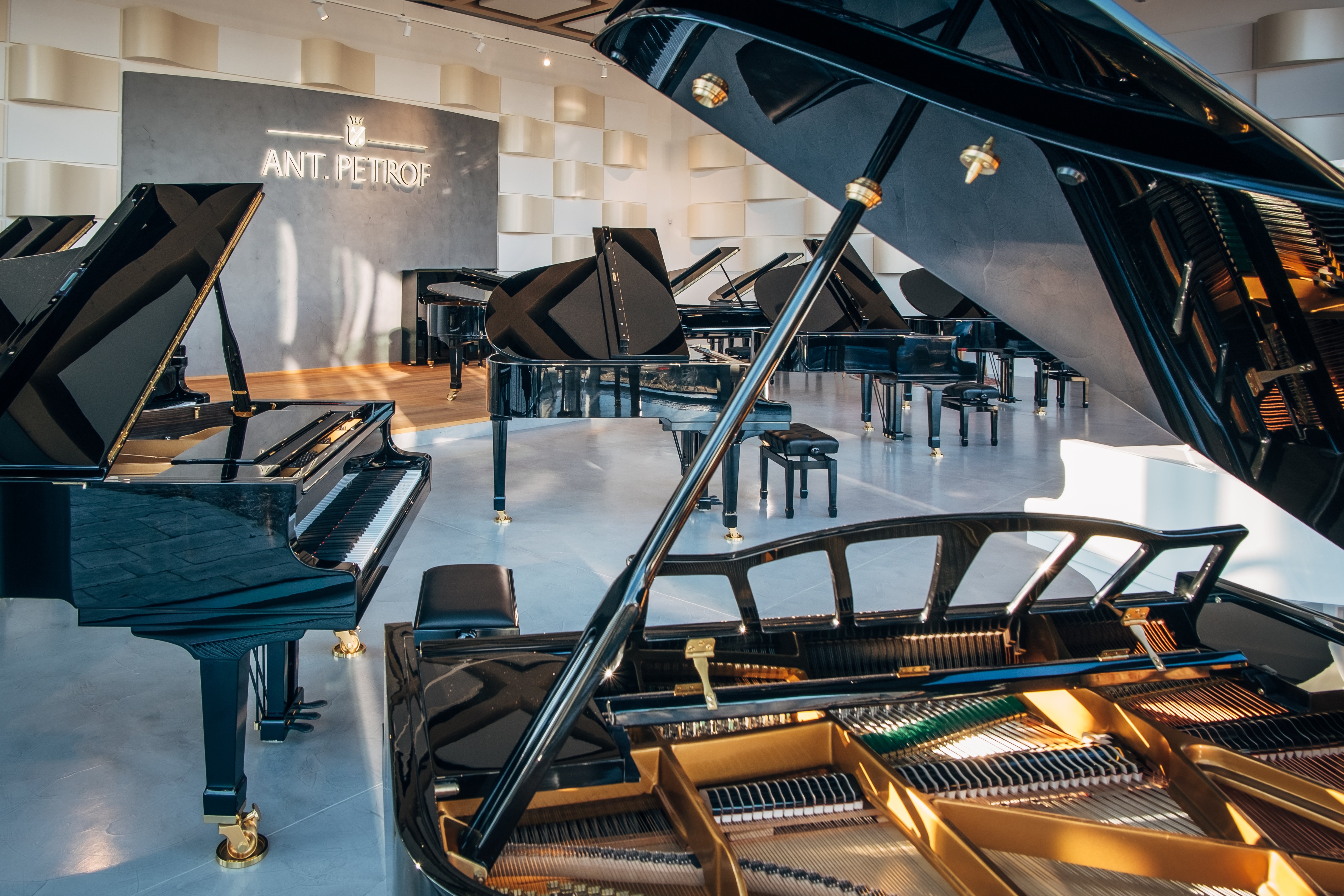 PETROF Gallery | PETROF, spol. s r.o.