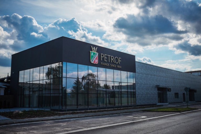 PETROF Gallery | PETROF, spol. s r.o.